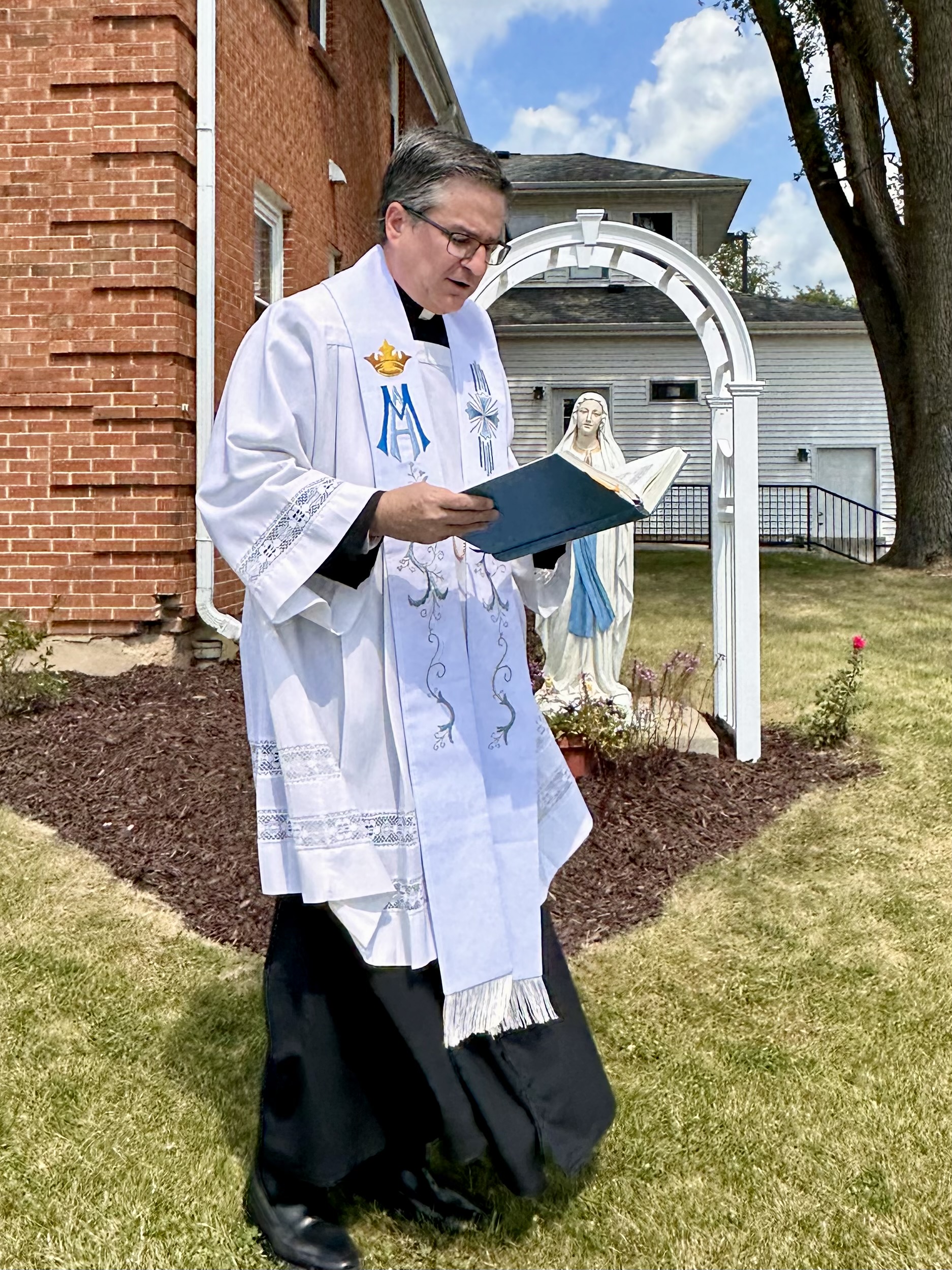 Our Lady of Lourdes Statue Blessing – Saint James Catholic Church